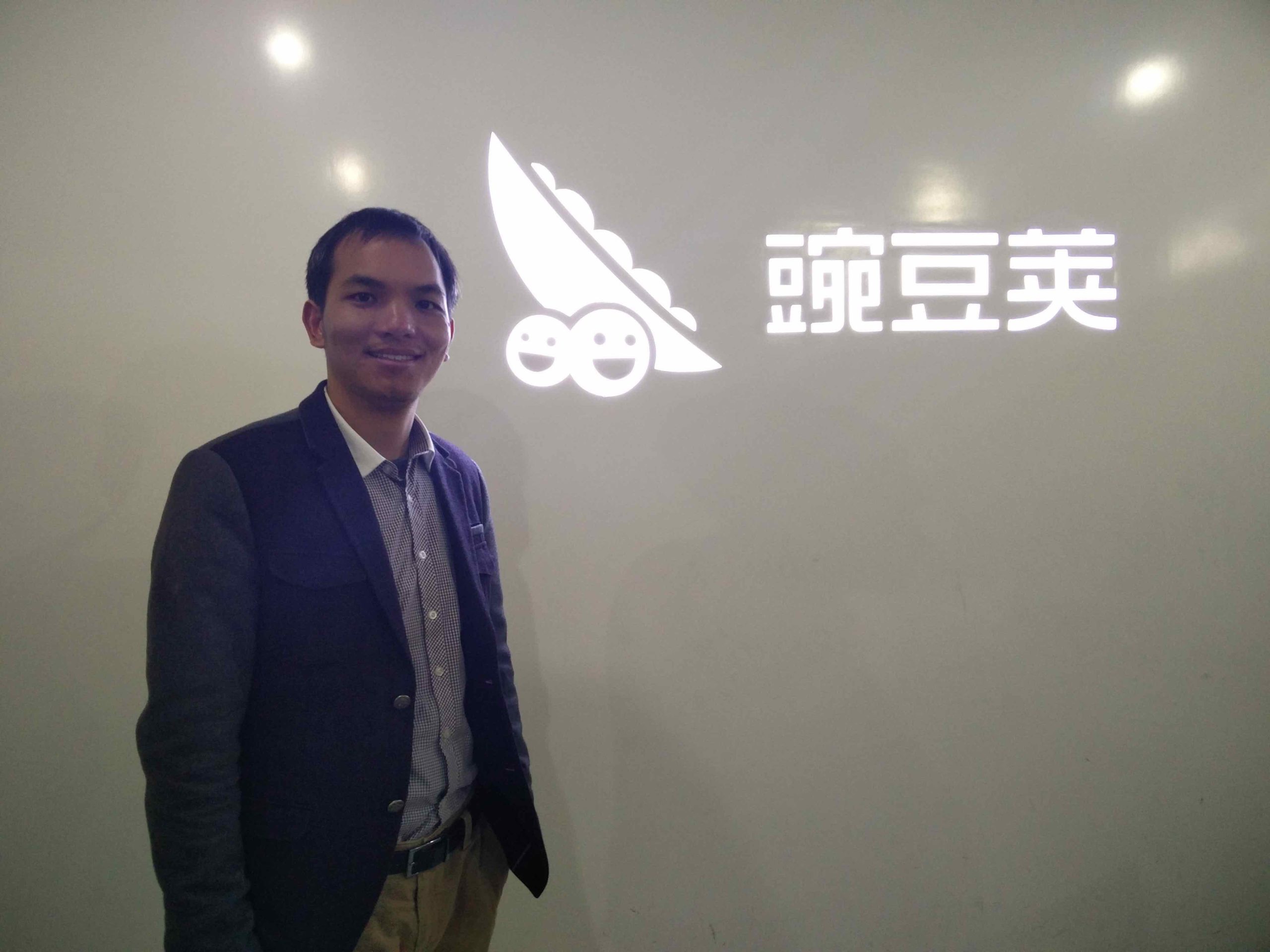 About Us - Meet The Team Behind Snaptube